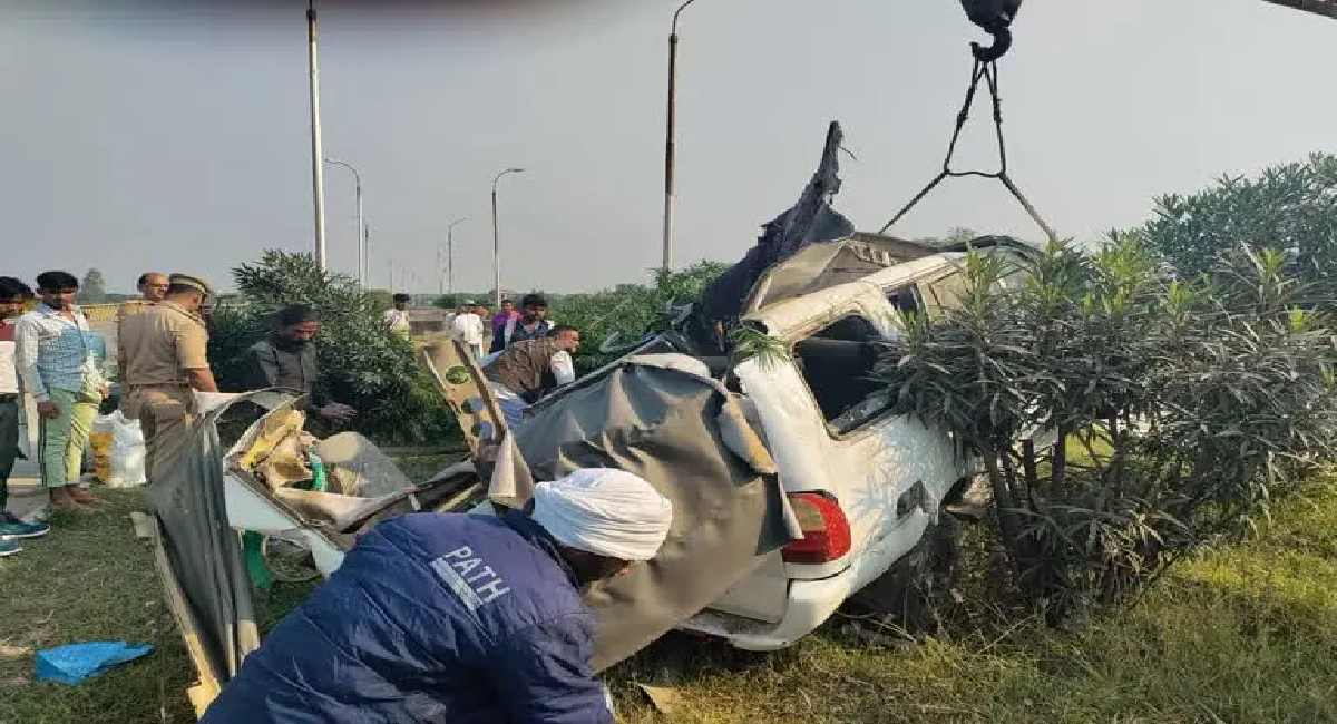 pryagraaj major road accident 5 died